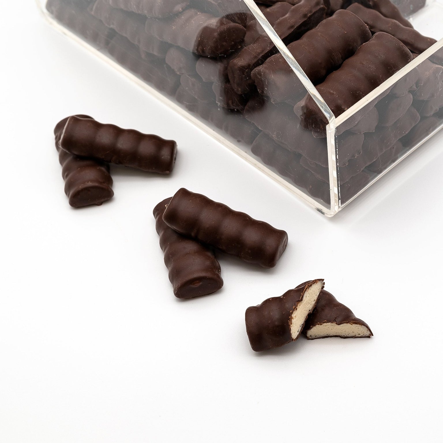 Chocolate Trend Duo: Pistachio Filled Angel Hair Chocolate & Dubai Cho ...